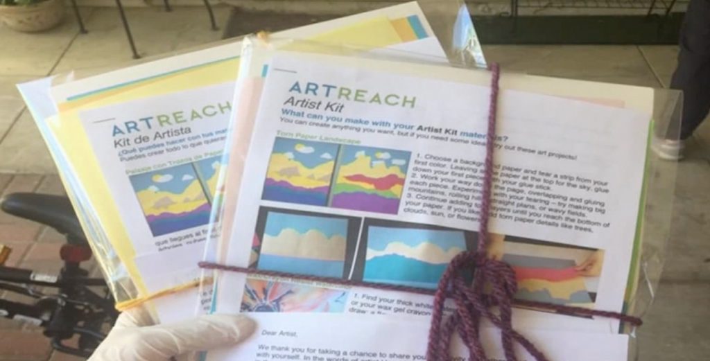 ArtReach Delivers Artist Kits – ArtReach San Diego